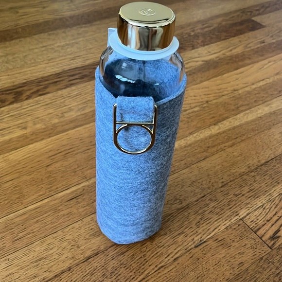 Apana | Dining | Nwt Alana The Influencer Glass Water Bottle | Poshmark